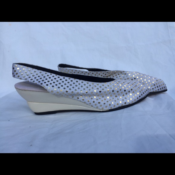Andre Assous | Shoes | Andre Assous White Fabric Sling Back Wedge Shoe ...